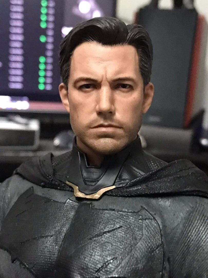 HOT TOYS SS BATMAN CUSTOM W/ UPGRADE HEAD AND SPEAR, Hobbies & Toys, Toys & Games on Carousell