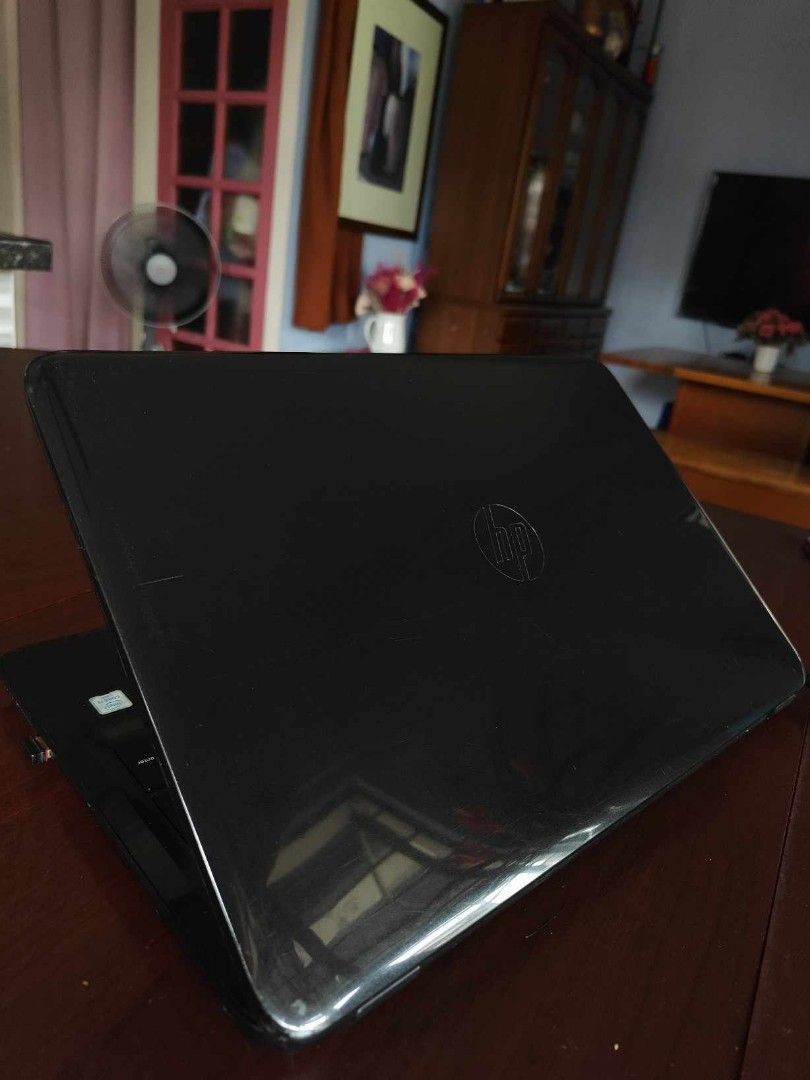 Hp Intel Core i3 with FullHD S-LED 1920x1080 resolution Screen SSD ...