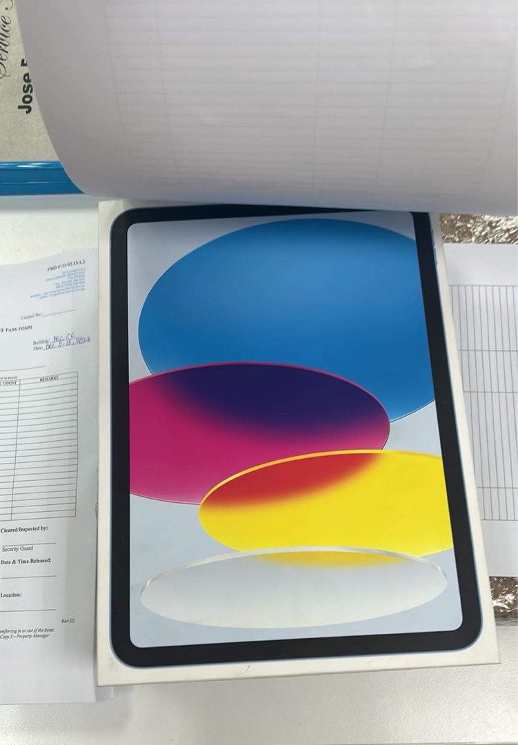 Ipad 10th gen brand new, Mobile Phones & Gadgets, Tablets, iPad on ...