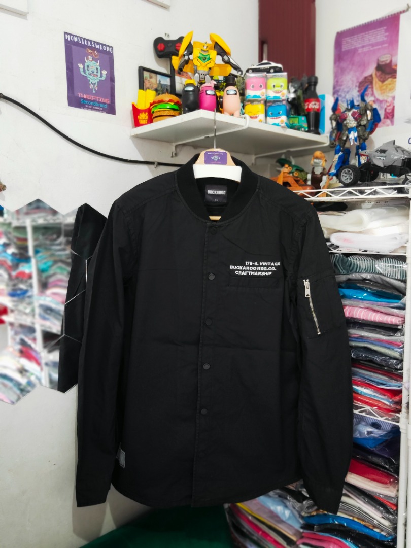 Jaket Varsity Buckaroo Vintage Hitam Polos, Fesyen Pria, Pakaian ...