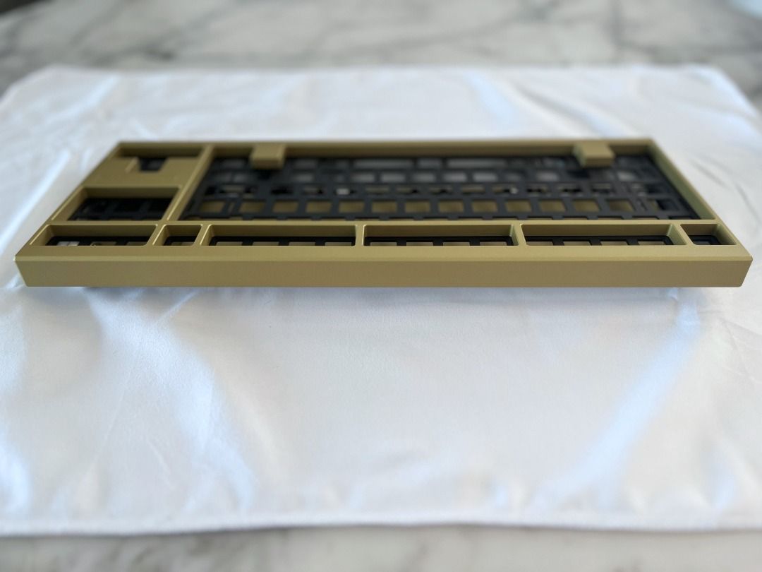 JJW Cloudline Brass WKL w/ extras, Computers & Tech, Parts ...