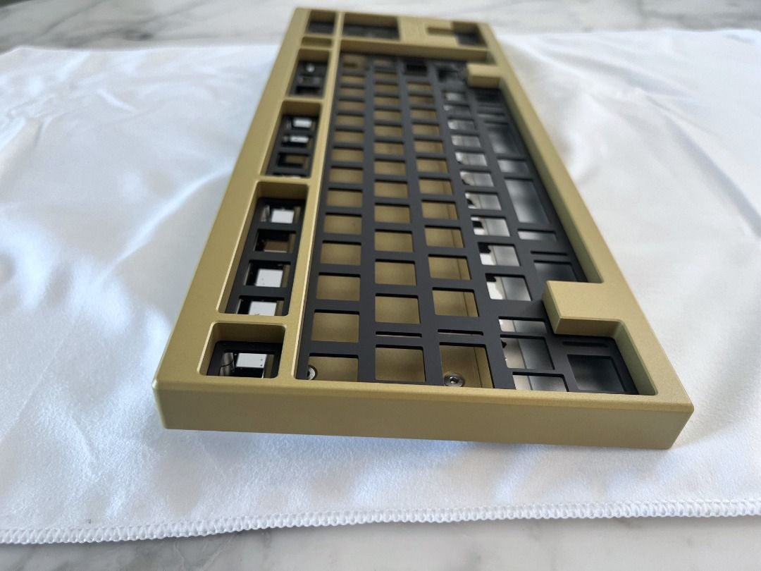 JJW Cloudline Brass WKL w/ extras, Computers & Tech, Parts ...