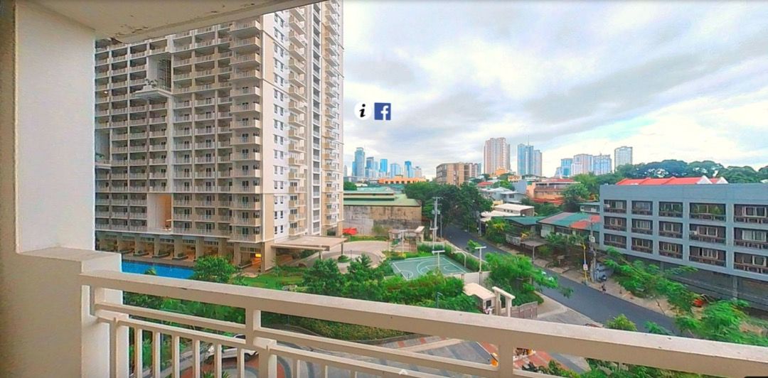 Kapitolyo Pasig City 2BR with Large Balcony Brixton Place Condo For ...