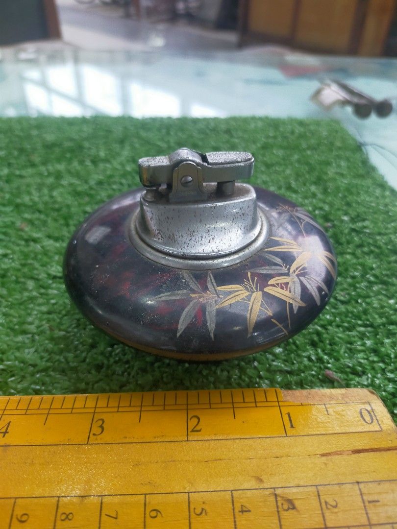 Lighter St jepun bertapak kayu, Hobbies & Toys, Collectibles ...