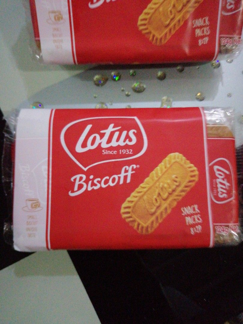 Lotus Biscoff snack 124g Net, Food & Drinks, Packaged & Instant Food on ...