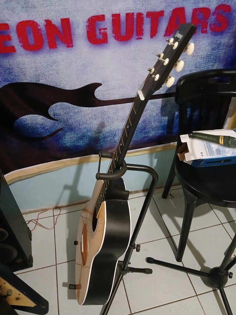 Lumanog guitar, Hobbies & Toys, Music & Media, Musical Instruments on ...