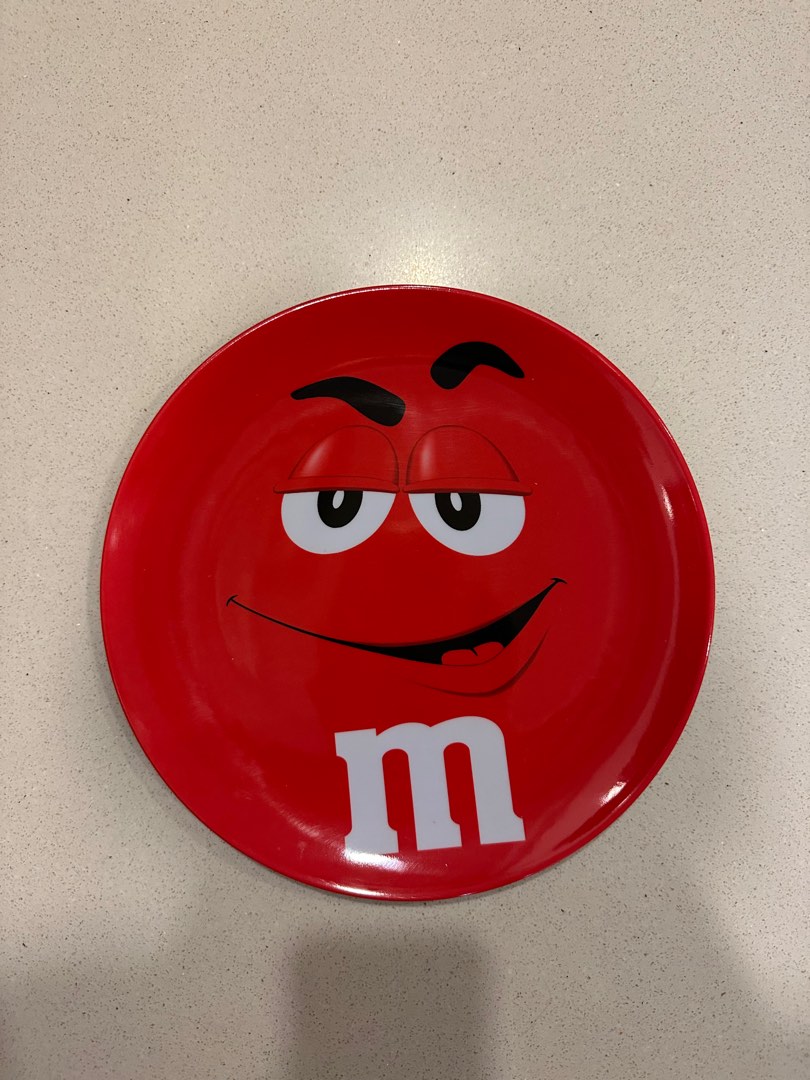 m&m plate, Furniture & Home Living, Kitchenware & Tableware, Dinnerware ...