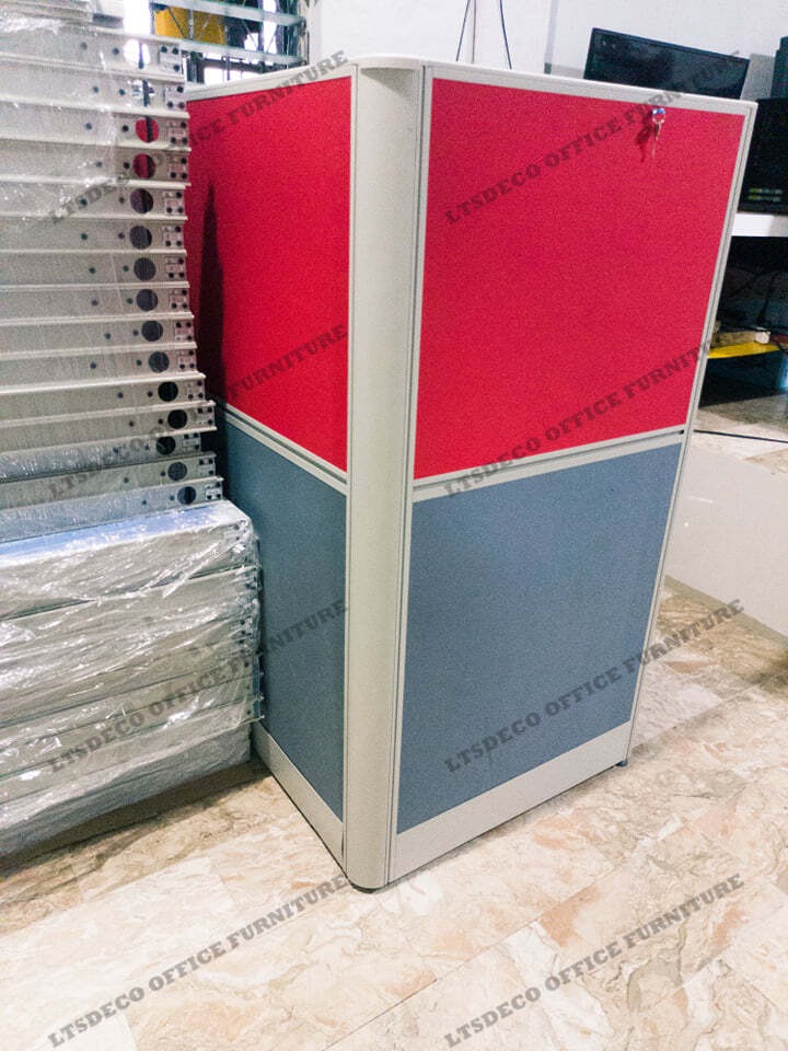 MODULAR PARTITION OFFICE FURNITURE AND PARTITION, Computers & Tech ...