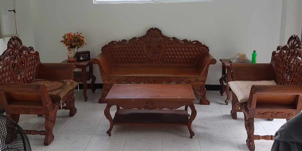 Narra sofa store