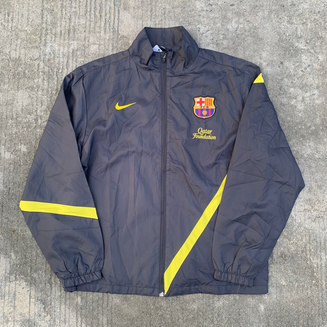 Nike FC Barcelona Football Soccer Track Jacket, Men's Fashion, Coats ...