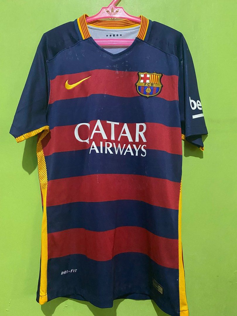 nike fc barcelona suarez football kit, Men's Fashion, Tops & Sets ...