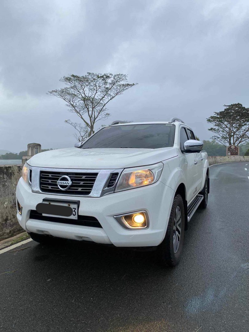 Nissan Navara EL CALIBRE 4x2 Manual, Cars for Sale, Used Cars on Carousell