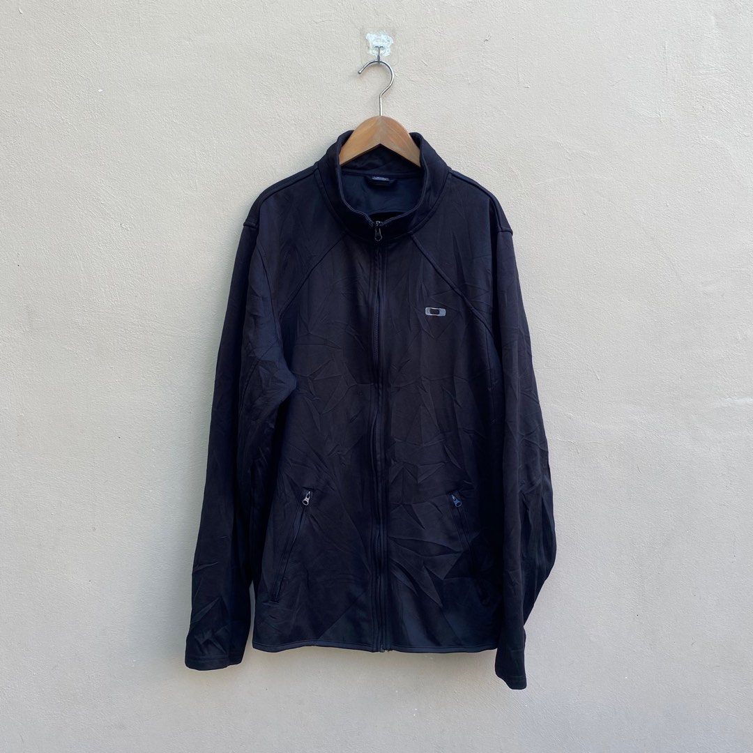 Oakley Fleexe Zip-up Jacket, Men's Fashion, Coats, Jackets and ...