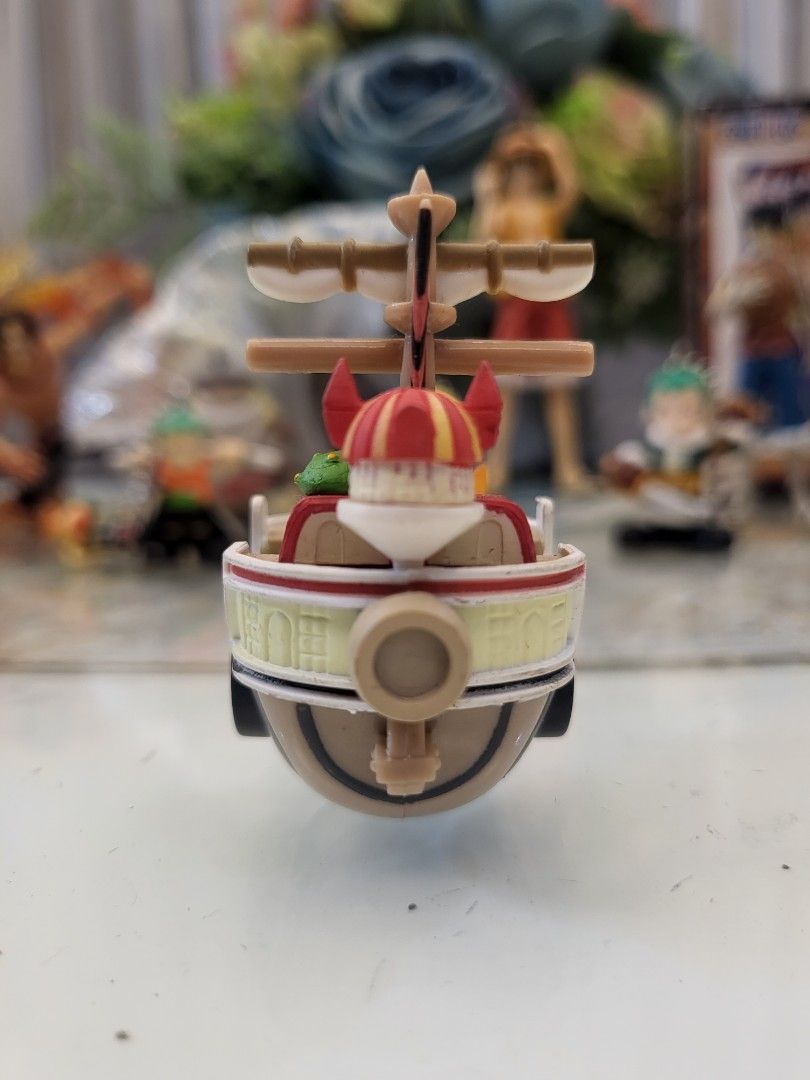 One Piece Thousand Sunny Mini Figure Display, Hobbies & Toys, Toys ...