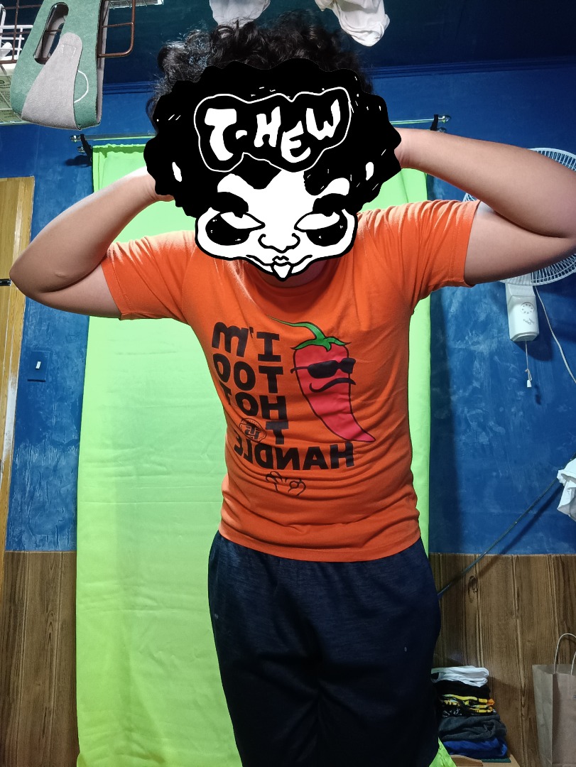 Orange men witty T-shirt "I'm Too hot to handle" Graphic Shirt Chili ...