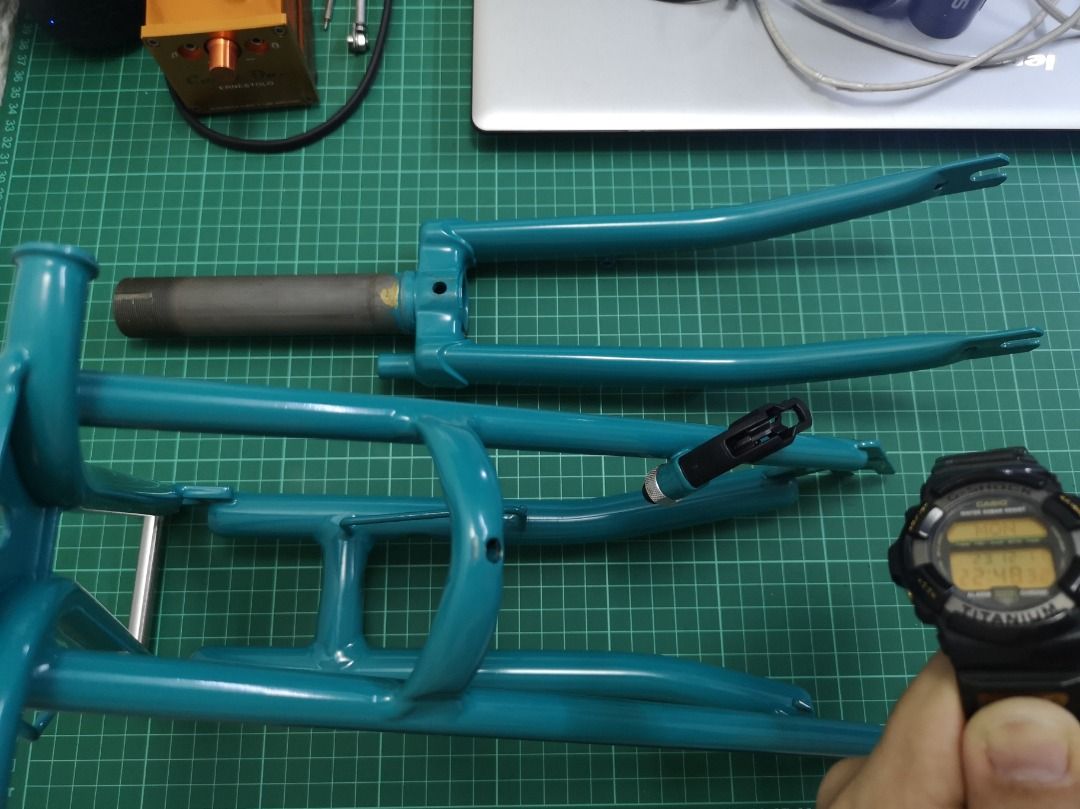 Original Brompton front fork and rear triangle frame from B75, Sports ...