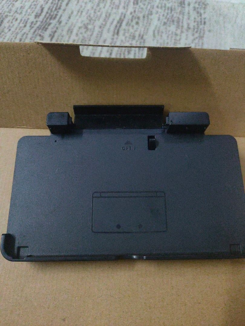 Original Nintendo 3DS Battery Charging Dock, Video Gaming, Gaming ...