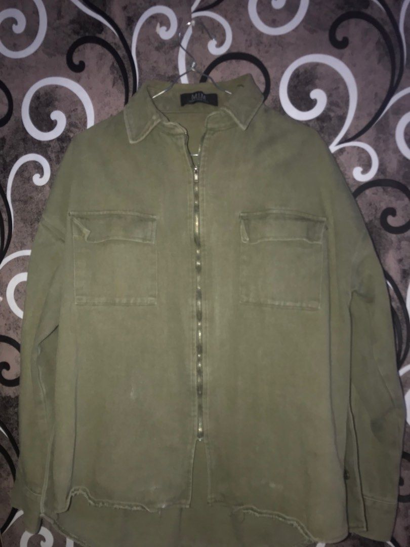 Outer zipper jeans ijo army, Fesyen Pria, Pakaian , Atasan di Carousell