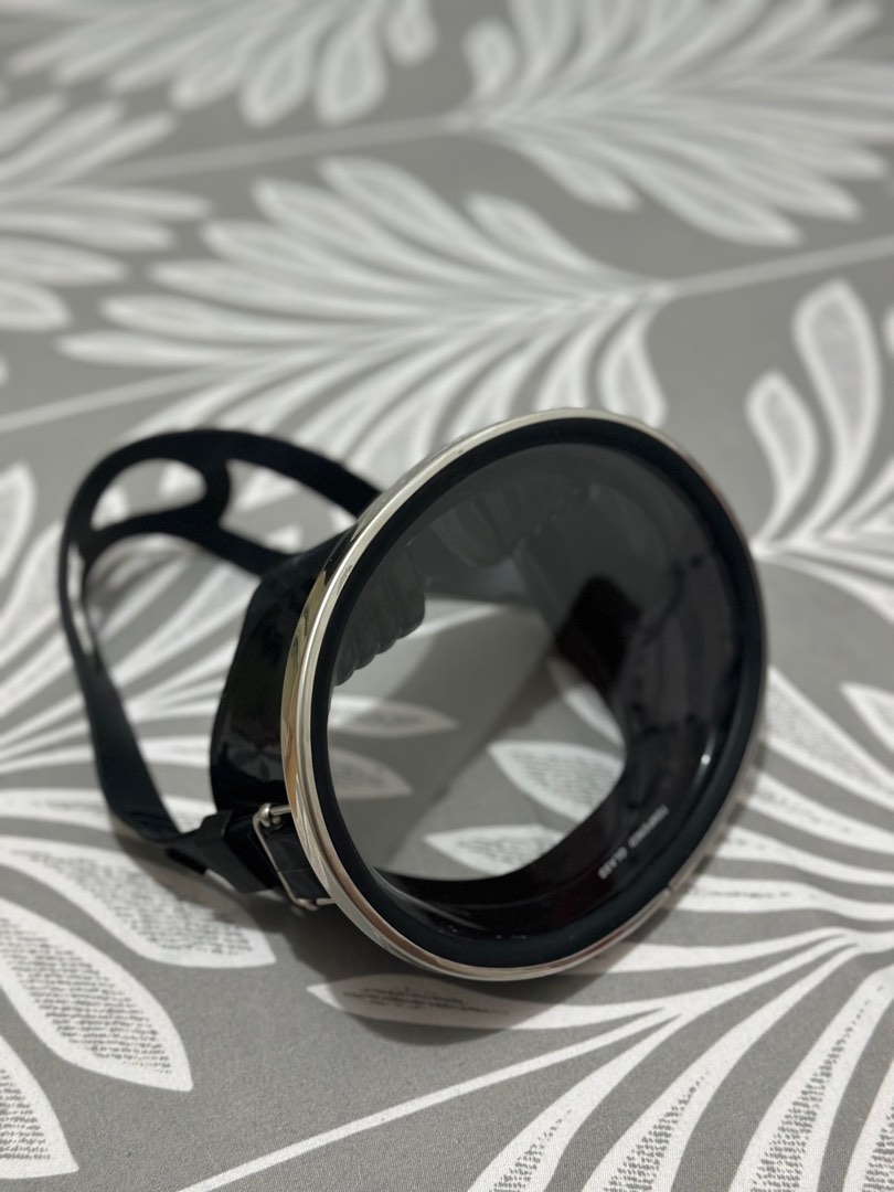 Oval Diving Mask, Everything Else, Others on Carousell