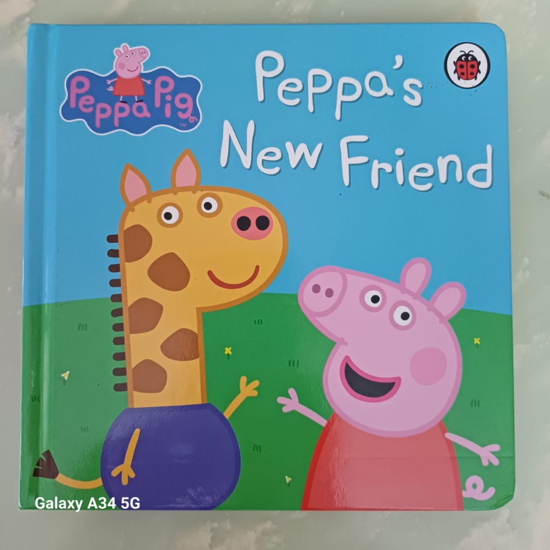 Peppa Pig Peppas New Friend Board book, Hobbies & Toys, Books ...
