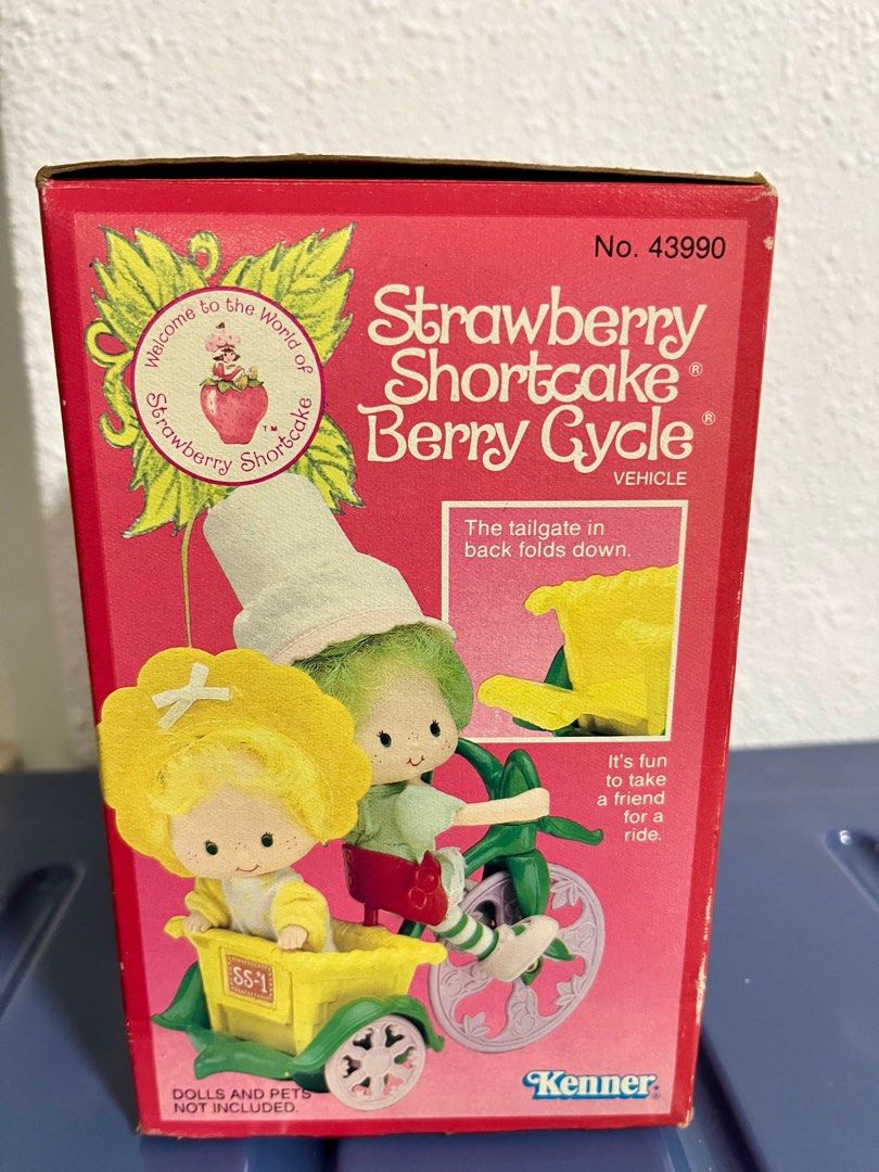 RARE! Strawberry Shortcake Berry Cycle, Hobbies & Toys, Toys & Games on ...