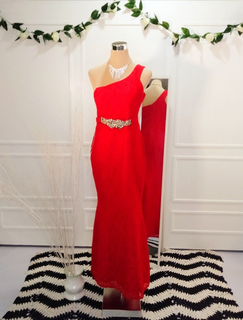 Red Pageant Gown, Women's Fashion, Dresses & Sets, Evening dresses ...
