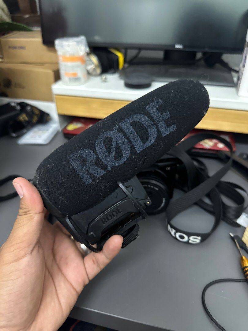 rode video mic pro +, Audio, Microphones on Carousell