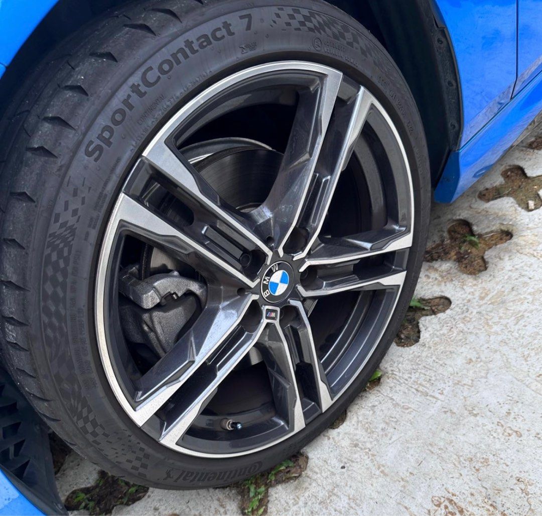 Selling original 18 inch BMW rims with 225/40/18R tyre. Not full set ...