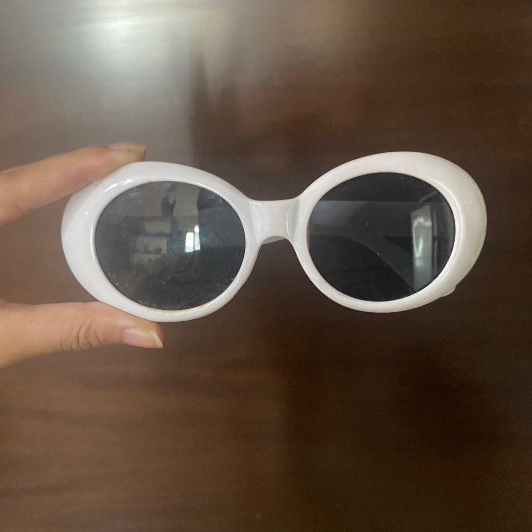 shades kacamata putih white sunnies oval bulat, Fesyen Pria, Aksesoris ...