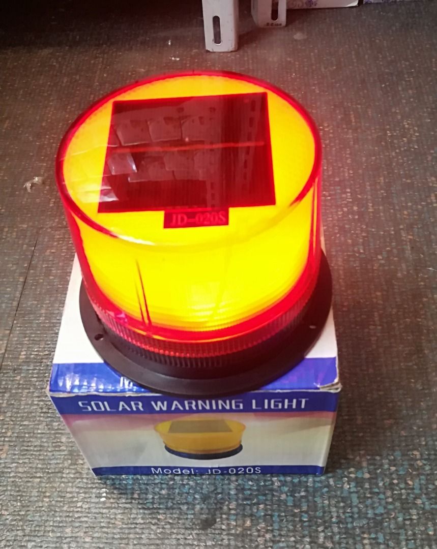 Solar Flashing Magnetic Beacon Warning Light, Furniture & Home Living ...