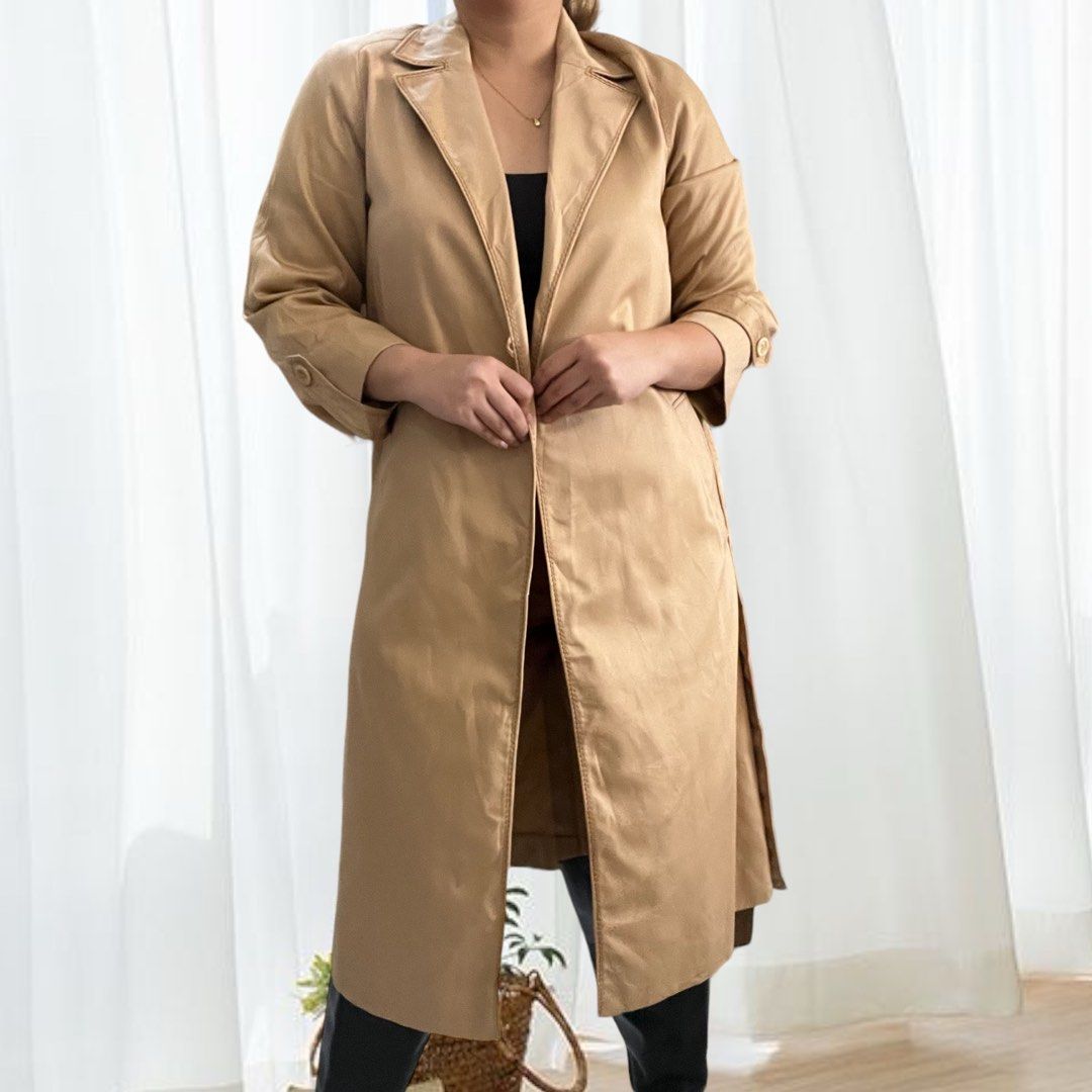 Tan long trench coat, Women's Fashion, Coats, Jackets and Outerwear on ...