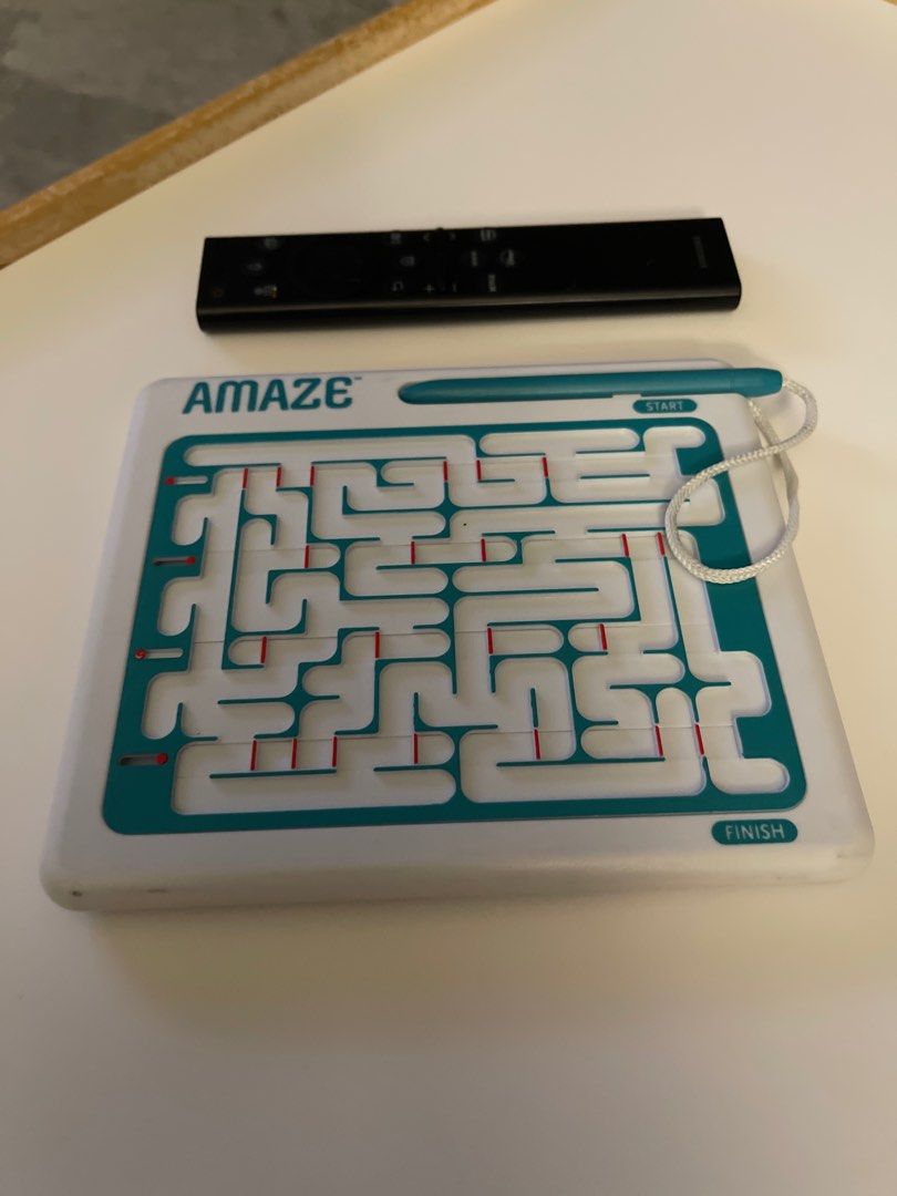 Thinkfun amaze board game, Everything Else on Carousell