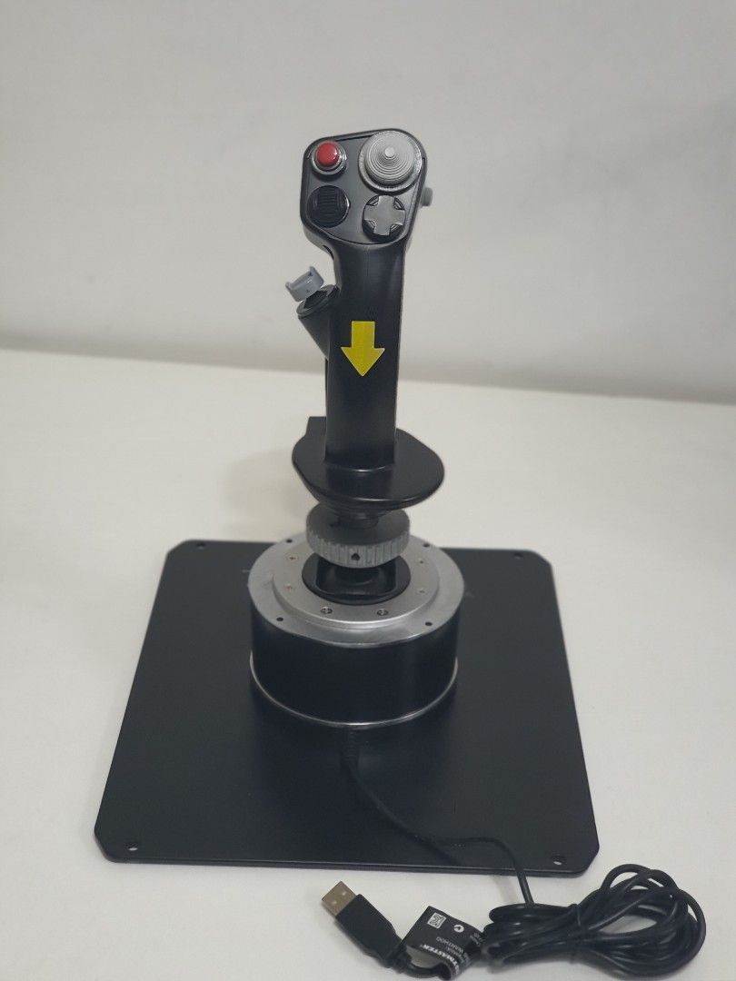 Thrustmaster Hotas Warthog Flightstick - Joystick for PC, Video Gaming ...