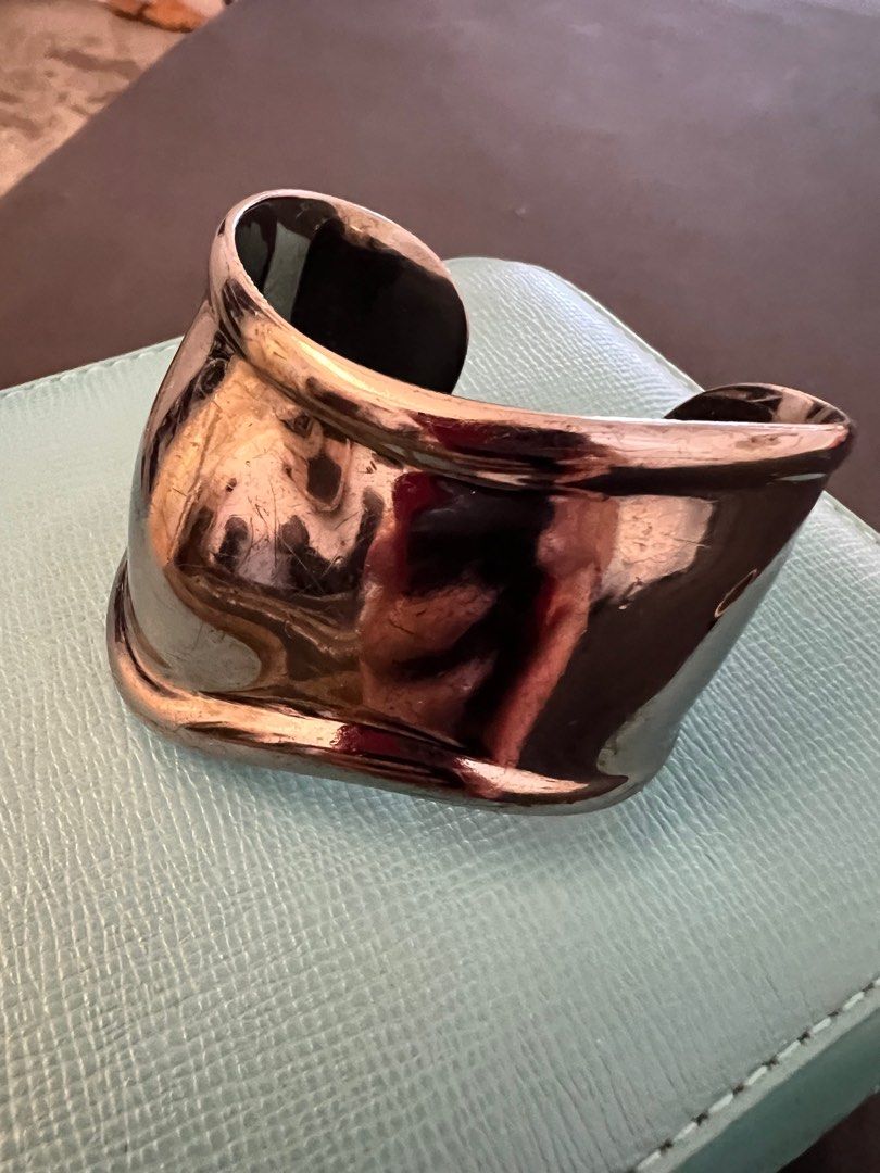 Tiffany and Co Elsa Bone Cuff, Luxury, Accessories on Carousell