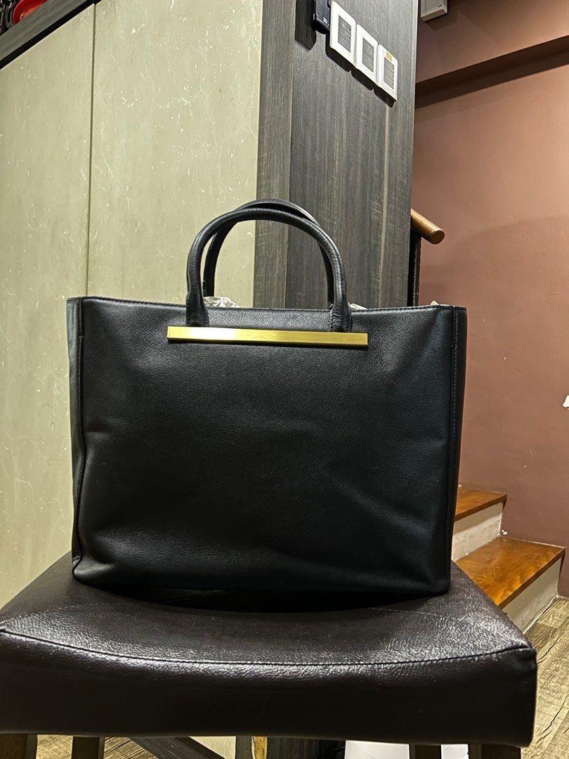 tocco toscano leather tote bag, Women's Fashion, Bags & Wallets, Tote ...
