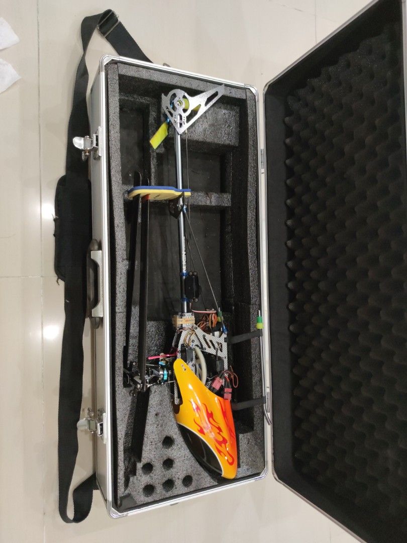 Trex 450 Helicopter + box, Hobbies & Toys, Toys & Games on Carousell