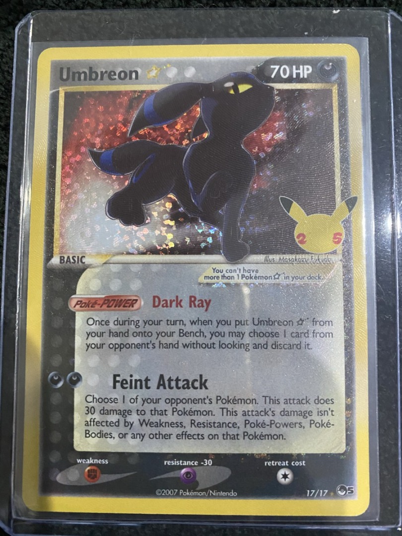 Umbreon Gold Star Celebrations Anniversary Pokemon TCG English, Toys & Collectibles, Permainan ...