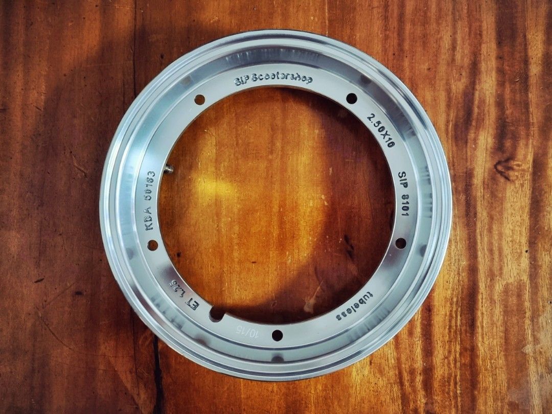 Vespa Rims, Motorcycles, Motorcycle Accessories on Carousell