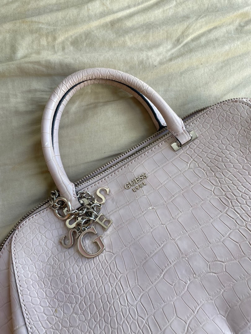 Vintage baby pink guess bag DROPPING SOON ON TELE LINK IN BIO / SCAN ...