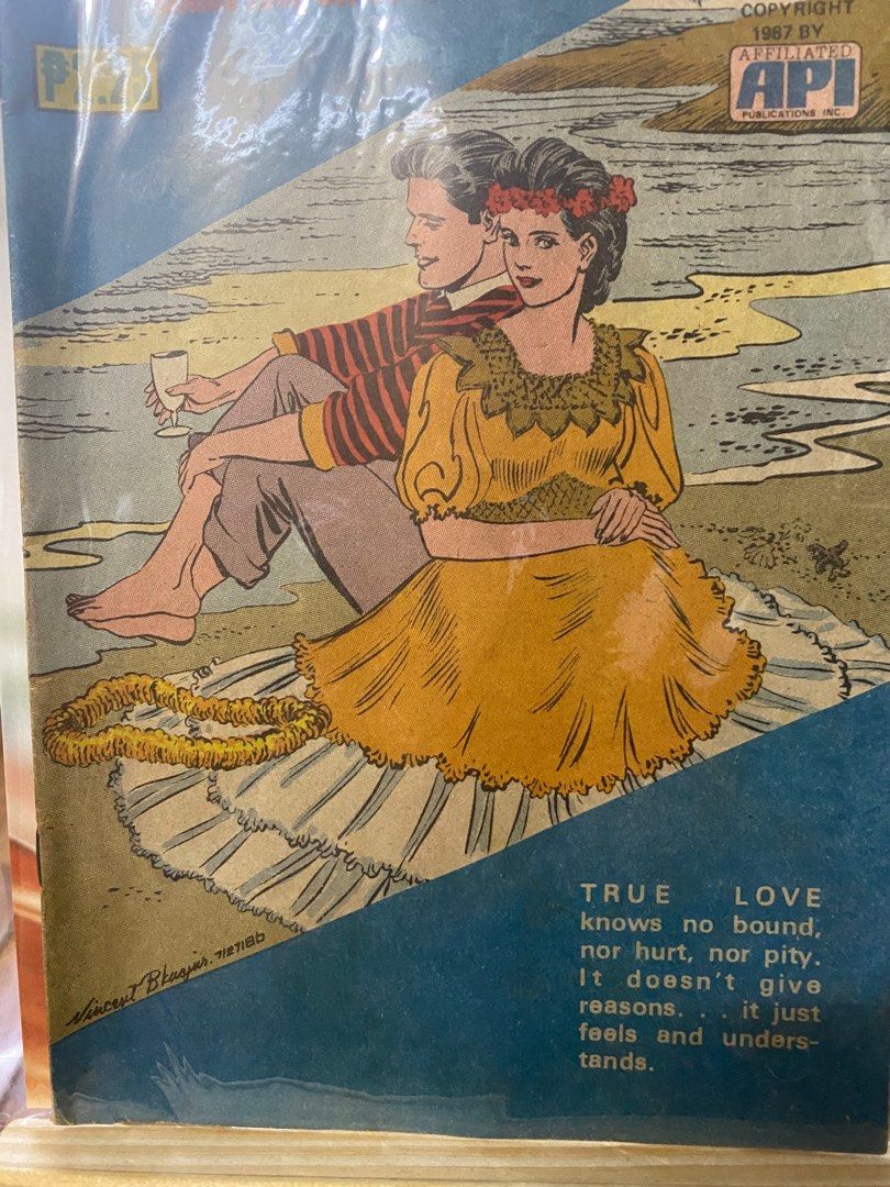 Vintage Tagalog Komiks - UNIVERSAL CHAMPION SA LOVE STORY Romance Drama ...