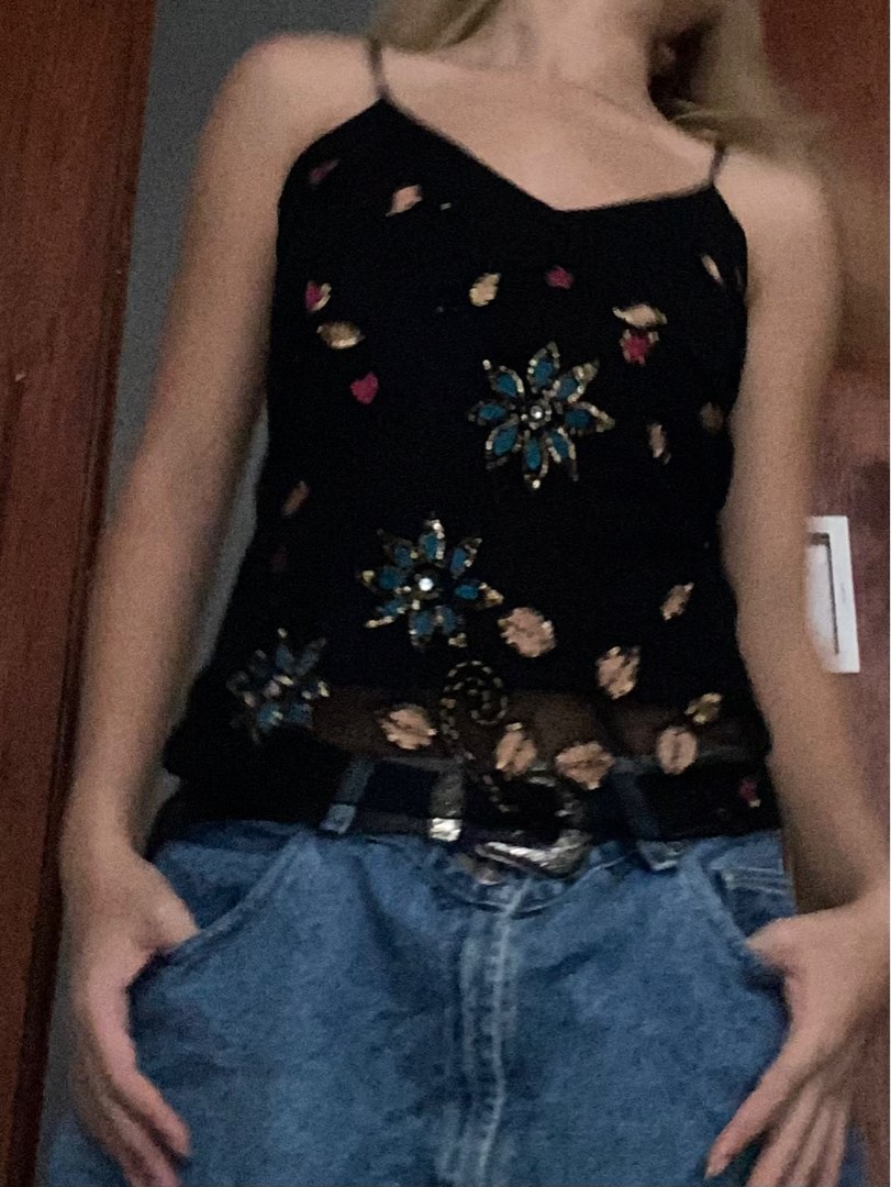 Y2K boho party top, Women's Fashion, Tops, Sleeveless on Carousell