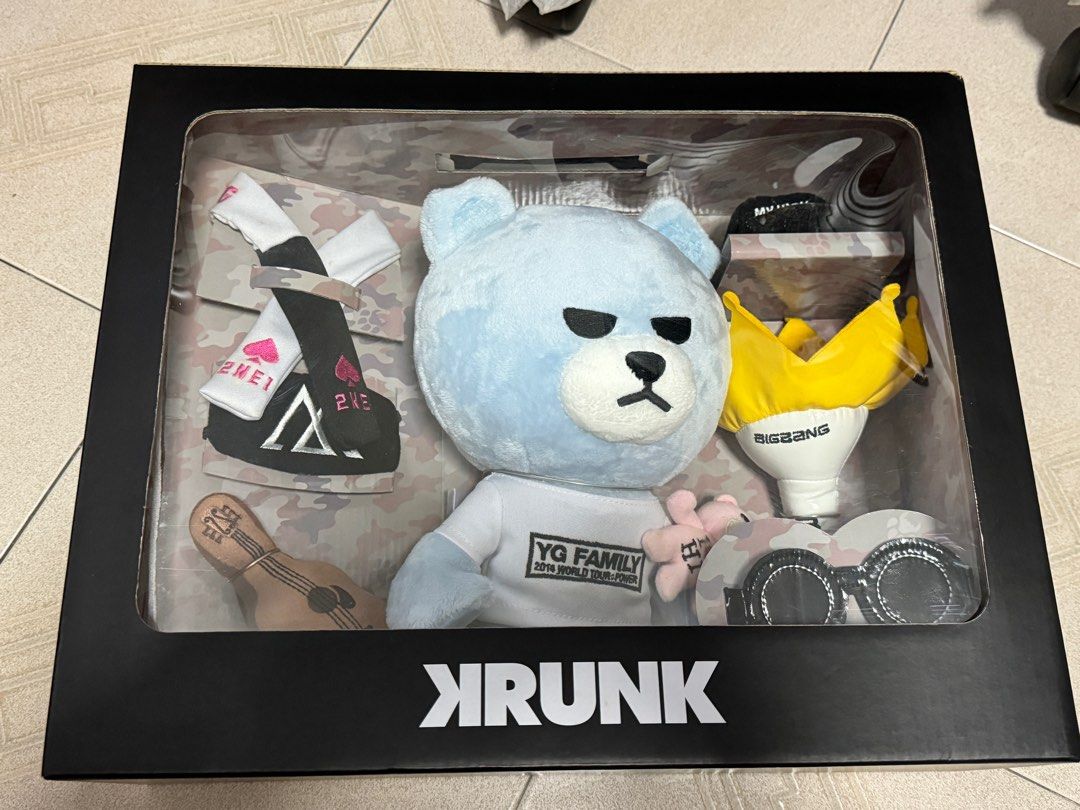 YG FAMILY Merchandise, Hobbies & Toys, Music & Media, Music Accessories ...