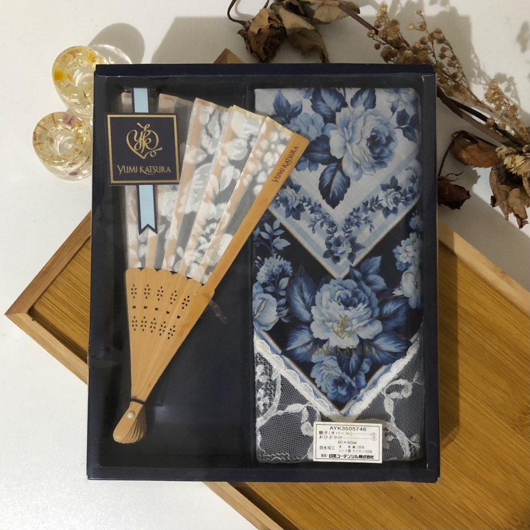 Yumi Katsura Classy Hand Fan and Laced Lap Blanket Gift Set, Women's ...