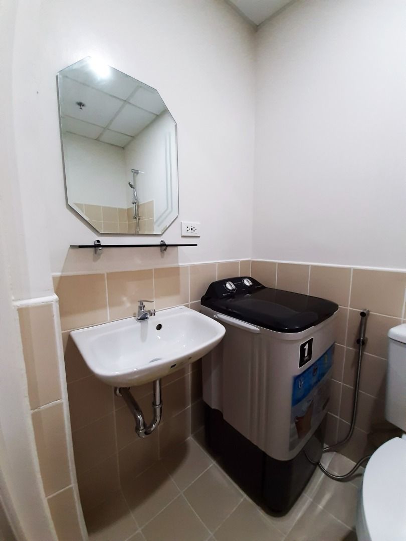 101 Xavierville at Xavierville Avenue, Loyola Heights, Quezon City ...