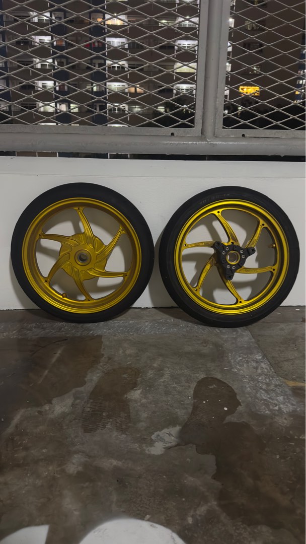 14 inch Aerox rim, Motorcycles, Motorcycle Accessories on Carousell