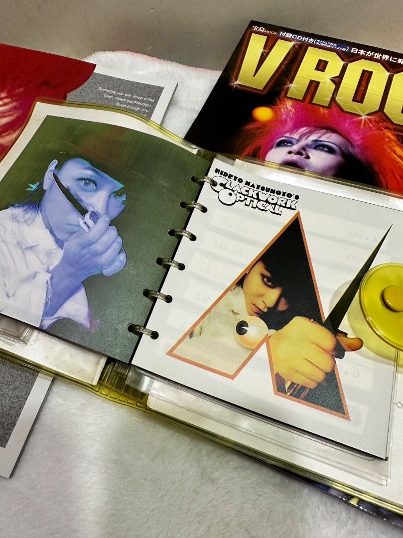 松本秀人 まつもとひでと Hideto Matsumoto hide rock 收納筆記本, 書籍、休閒與玩具, 收藏、紀念品, J-Pop在旋轉拍賣