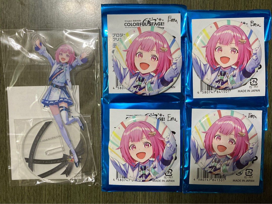 世界計畫 projectsekai 笑夢 Emu 立牌 襟章, 興趣及遊戲, 玩具 & 遊戲類 - Carousell