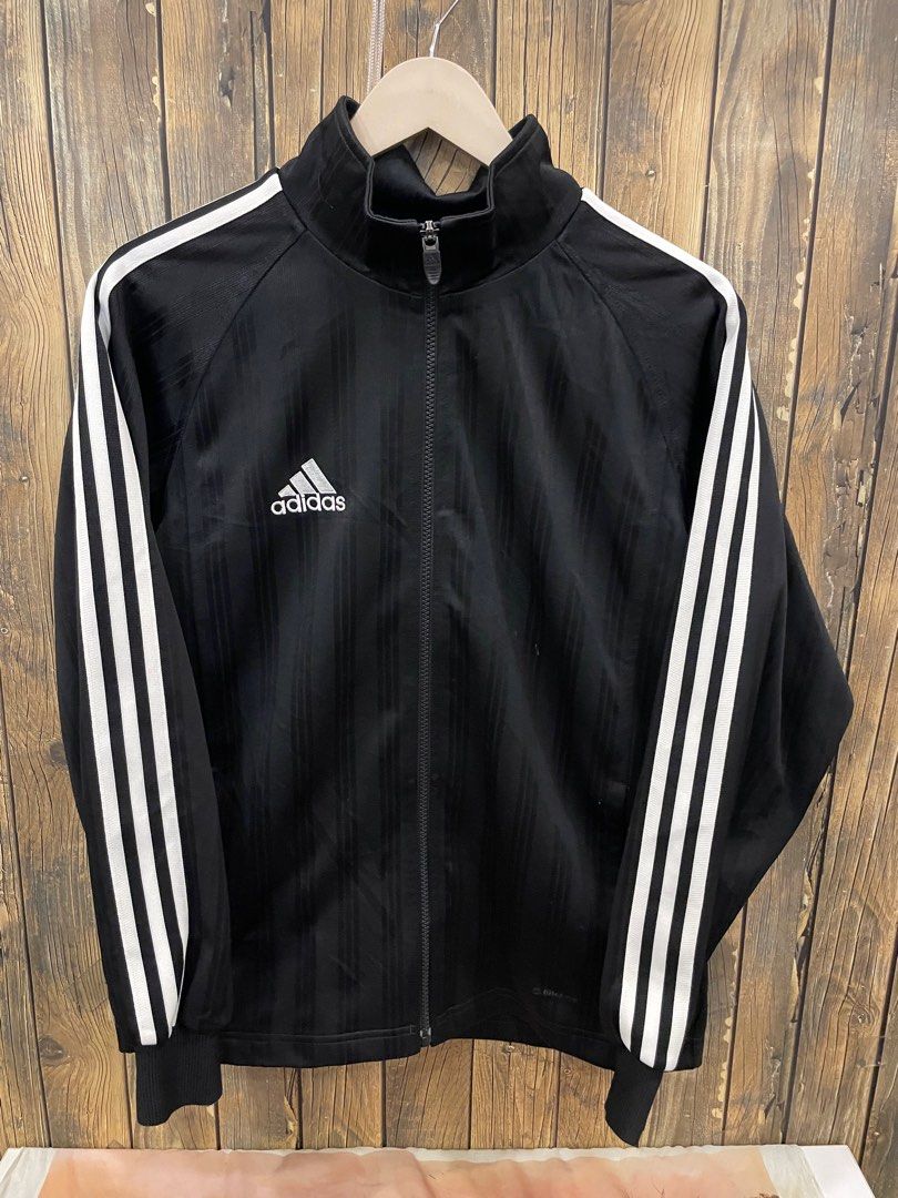 Adidas light jacket, Men's Fashion, Activewear on Carousell