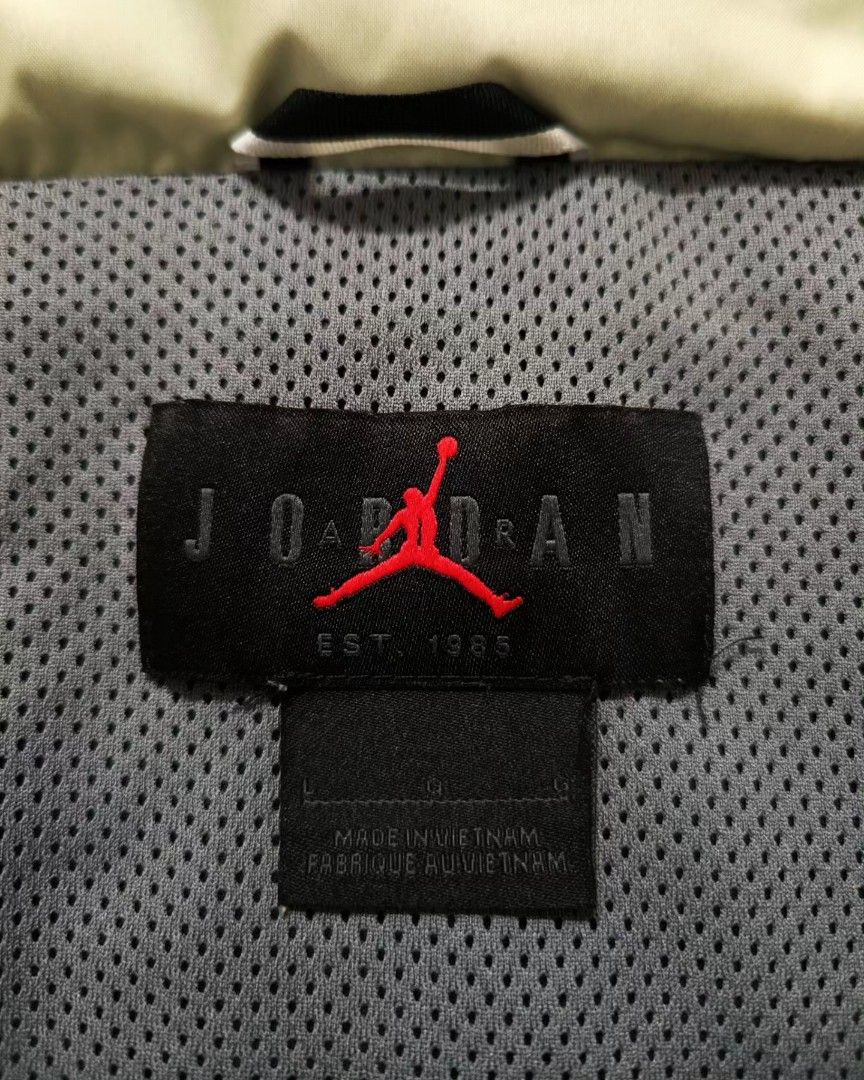 AIR JORDAN DNA LOGO HOODED JACKET, Men's Fashion, Coats, Jackets and ...