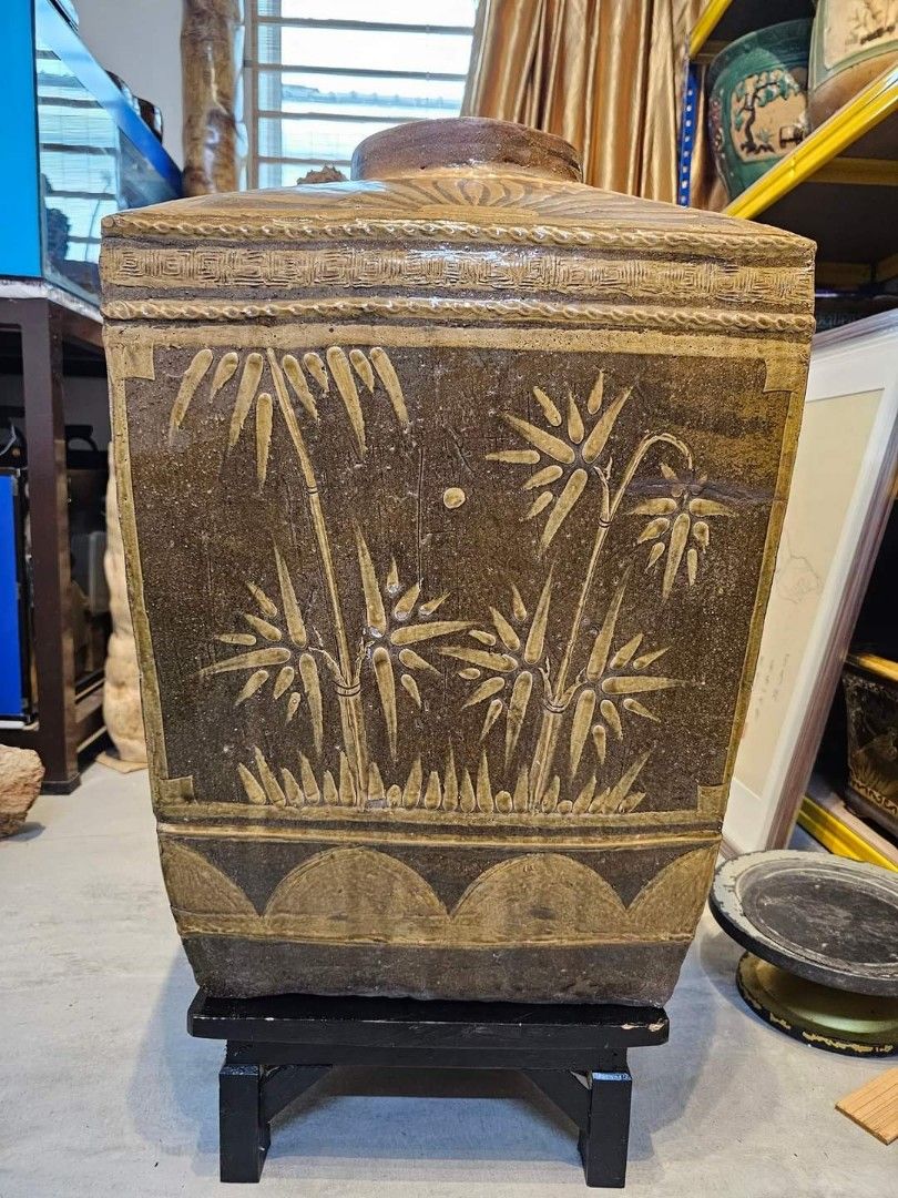 Antik tempayan, Hobbies & Toys, Collectibles & Memorabilia, Vintage ...